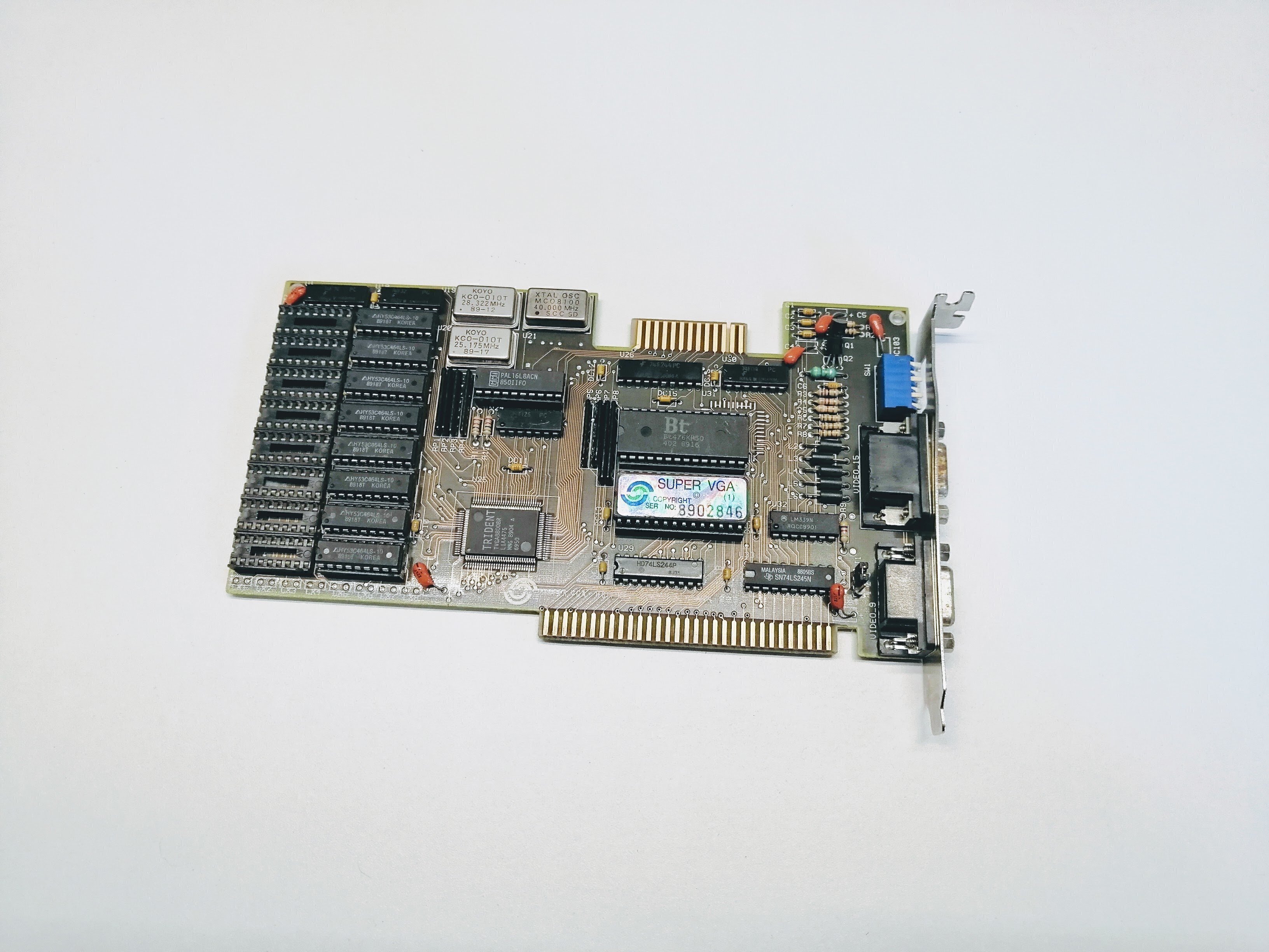 South African collection of retro, vintage, classic and old computers ...